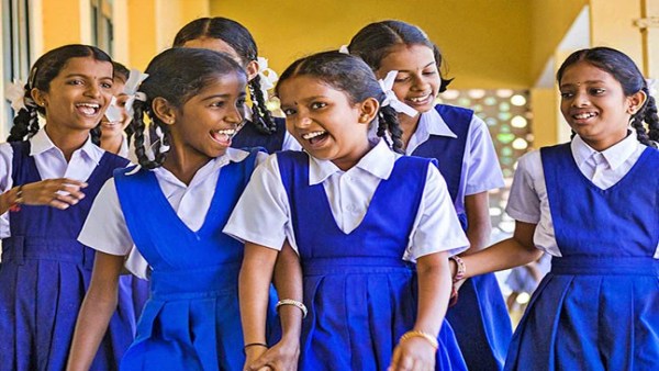 ସ୍କୁଲ ପିଲାଙ୍କୁ ମାଗଣା ୟୁନିଫର୍ମ, ମିଳିବ ୨ ହଳ ପୋଷାକ, ଜୋତା ଓ ମୋଜା | Odisha ...