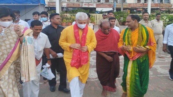 ପୁରୀରେ ପ୍ରଧାନ ବିଚାରପତି ଜଷ୍ଟିସ ୟୁ ୟୁ ଲଳିତ, ମହାପ୍ରଭୁଙ୍କୁ କଲେ ଦର୍ଶନ | CJI ...