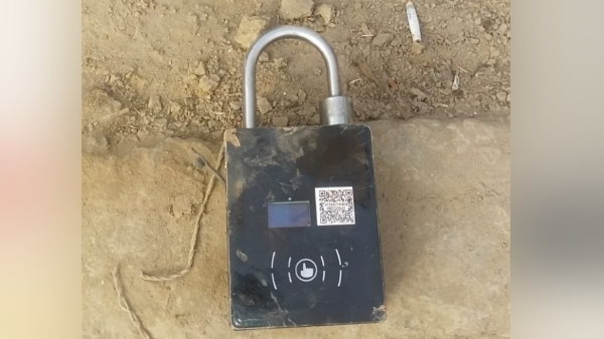 ଦିଲ୍ଲୀରେ ସନ୍ଦେହଜନକ 'ତାଲା' କୁ ନେଇ ଆତଙ୍କ, ତଦନ୍ତ କରୁଛି ପୋଲିସ | Suspicious ...