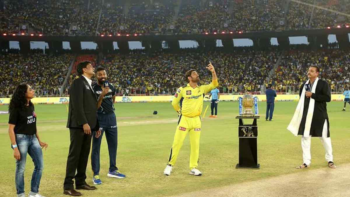 ଆଇପିଏଲ 2023 ଫାଇନାଲ୍: ଟସ୍ ସମୟରେ ଏମିତି ଟ୍ୱିଷ୍ଟ କଲେ ଧୋନି, ପାଣ୍ଡ୍ୟା ବି ...